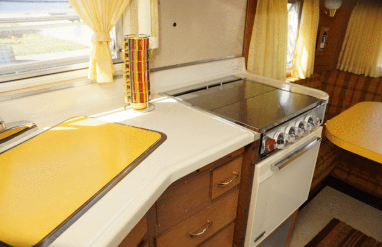 The Retro Magic Of Vintage Camper Interiors | Rovin RV