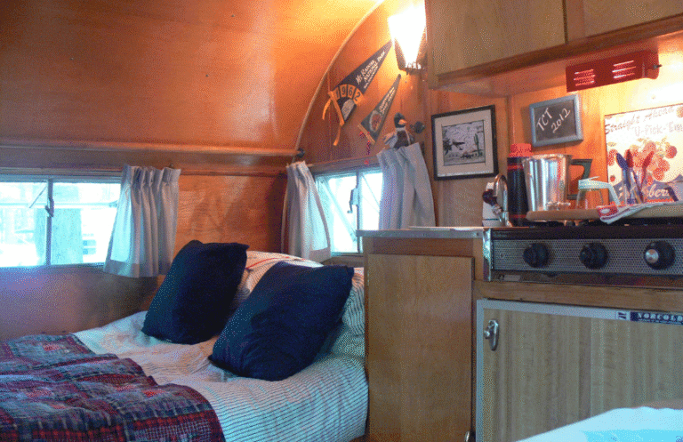 The Retro Magic Of Vintage Camper Interiors | Rovin RV